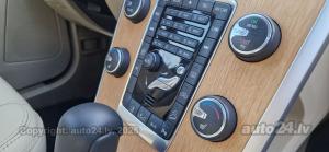 Pelēks Volvo XC60 2012 Tallina, ar dzinēja tilpumu 2.40 L un nobraukumu 239 tūkst. km par 9350 €, foto 25 vietnē AUTOMOTO.COM.LV