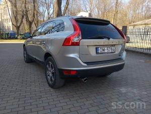 Серый Вольво ХС60 2012 в Рига, объемом двигателя 2.00 л и пробегом 171 тыс. км за 11550 €, фото 8 на AUTOMOTO.COM.LV