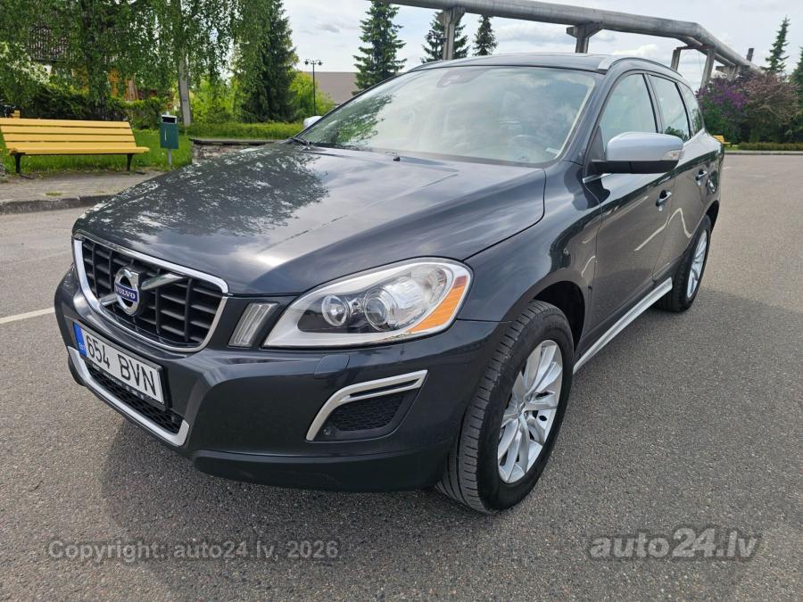 Pelēks Volvo XC60 2012 Paide, ar dzinēja tilpumu 2.40 L un nobraukumu 274 tūkst. km par 8950 €, foto 1 vietnē AUTOMOTO.COM.LV