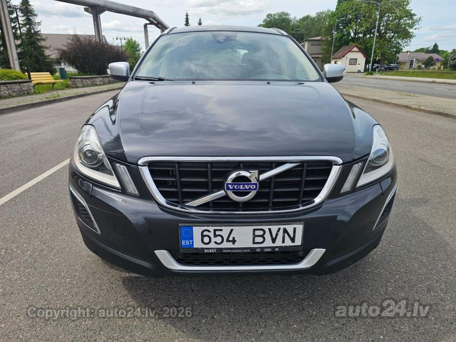 Pelēks Volvo XC60 2012 Paide, ar dzinēja tilpumu 2.40 L un nobraukumu 274 tūkst. km par 8950 €, foto 3 vietnē AUTOMOTO.COM.LV
