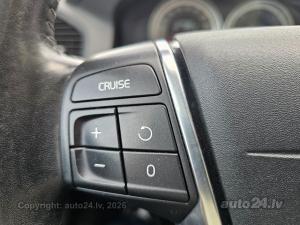 Pelēks Volvo XC60 2012 Paide, ar dzinēja tilpumu 2.40 L un nobraukumu 274 tūkst. km par 8950 €, foto 20 vietnē AUTOMOTO.COM.LV