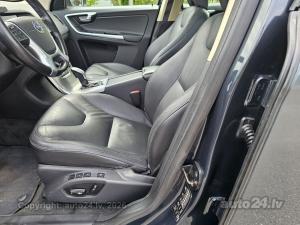 Pelēks Volvo XC60 2012 Paide, ar dzinēja tilpumu 2.40 L un nobraukumu 274 tūkst. km par 8950 €, foto 23 vietnē AUTOMOTO.COM.LV