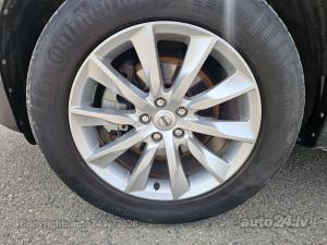Pelēks Volvo XC60 2012 Paide, ar dzinēja tilpumu 2.40 L un nobraukumu 274 tūkst. km par 8950 €, foto 30 vietnē AUTOMOTO.COM.LV