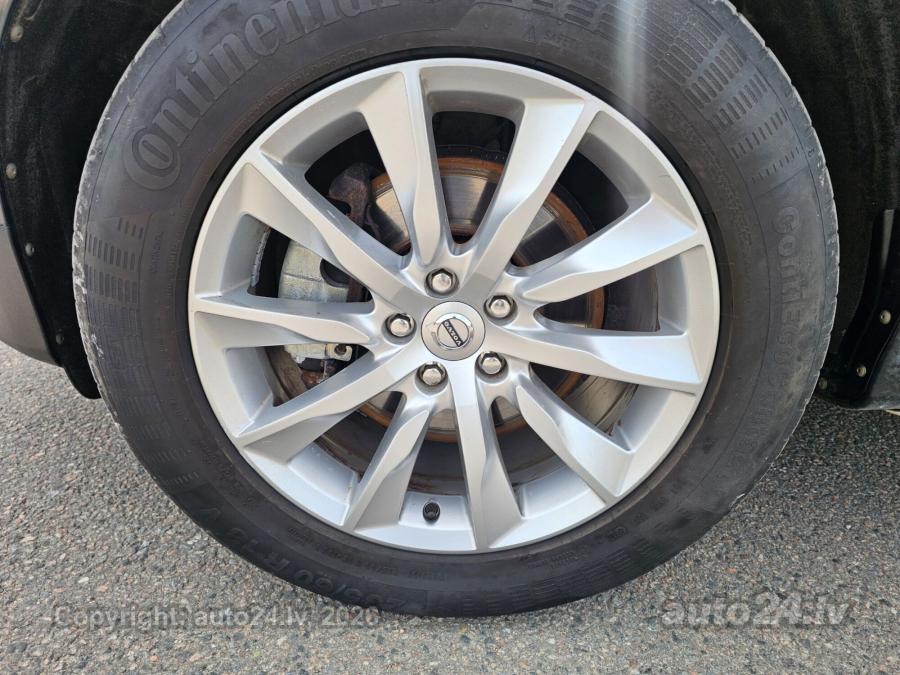 Pelēks Volvo XC60 2012 Paide, ar dzinēja tilpumu 2.40 L un nobraukumu 274 tūkst. km par 8950 €, foto 30 vietnē AUTOMOTO.COM.LV