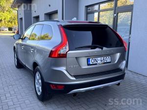 Grey Volvo XC60 2012 in Riga, with an engine capacity of 2.00 L and mileage of 194 thousand km for 9700 €, photo 5 on AUTOMOTO.COM.LV