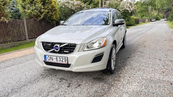 Pelēks Volvo XC60 2012 Rīga, ar dzinēja tilpumu 2.40 L un nobraukumu 317 tūkst. km par 8150 €, foto 8 vietnē AUTOMOTO.COM.LV