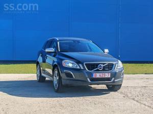 Grey Volvo XC60 2012 in Riga, with an engine capacity of 2.40 L and mileage of 335 thousand km for 9490 €, photo 3 on AUTOMOTO.COM.LV