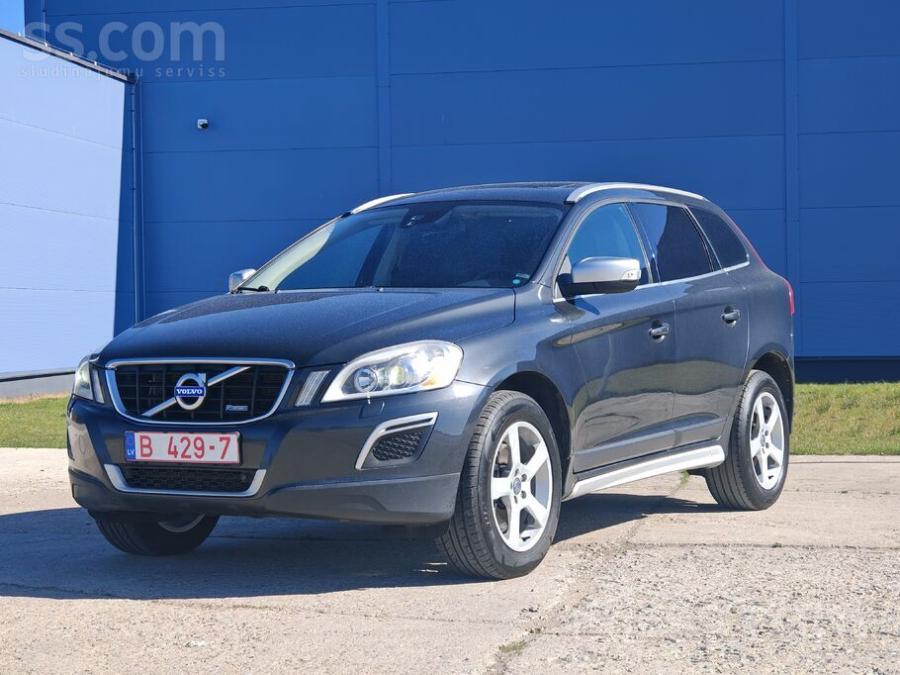 Grey Volvo XC60 2012 in Riga, with an engine capacity of 2.40 L and mileage of 335 thousand km for 9490 €, photo 7 on AUTOMOTO.COM.LV