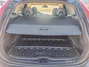 Grey Volvo XC60 2012 in Riga, with an engine capacity of 2.40 L and mileage of 335 thousand km for 9490 €, photo 24 on AUTOMOTO.COM.LV
