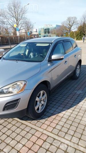 Pelēks Volvo XC60 2012 Ventspils, ar dzinēja tilpumu 2.00 L un nobraukumu 340 tūkst. km par 5000 €, foto 5 vietnē AUTOMOTO.COM.LV
