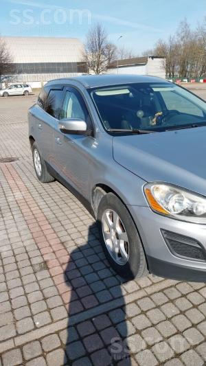 Pelēks Volvo XC60 2012 Ventspils, ar dzinēja tilpumu 2.00 L un nobraukumu 340 tūkst. km par 5000 €, foto 6 vietnē AUTOMOTO.COM.LV