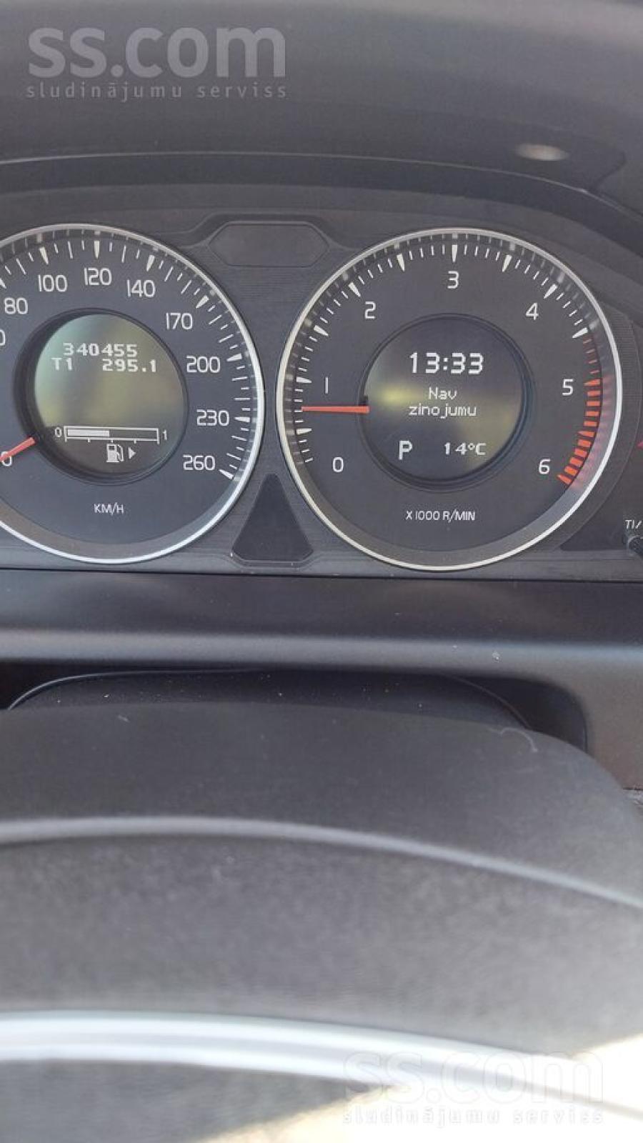 Pelēks Volvo XC60 2012 Ventspils, ar dzinēja tilpumu 2.00 L un nobraukumu 340 tūkst. km par 5000 €, foto 13 vietnē AUTOMOTO.COM.LV