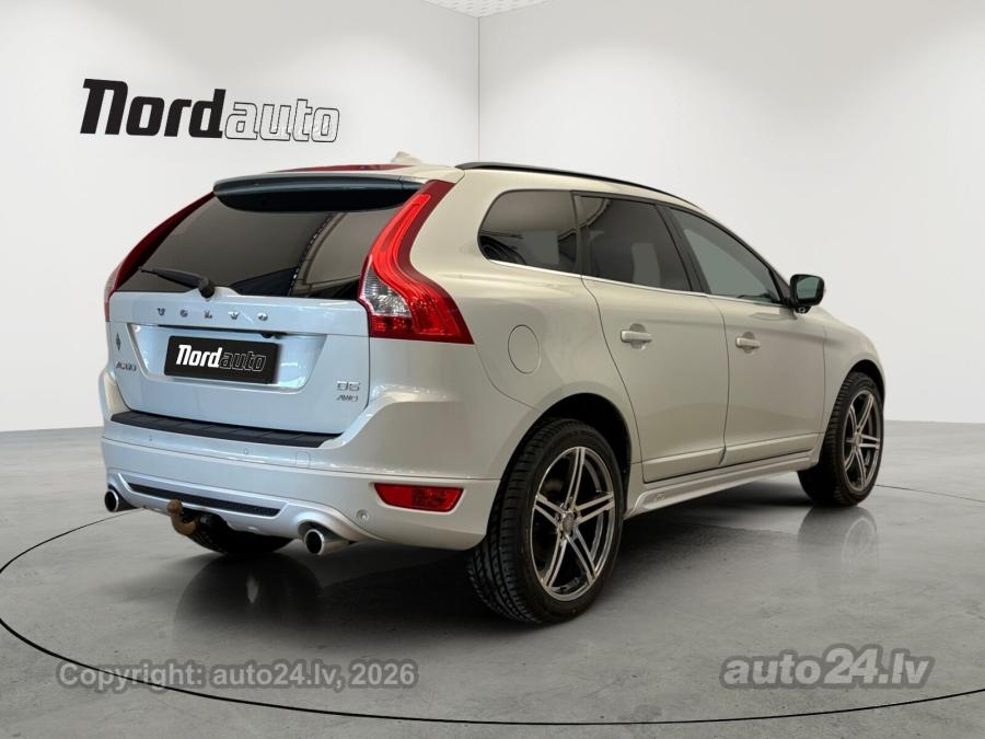 Grey Volvo XC60 2012 in Tallinn, with an engine capacity of 2.40 L and mileage of 187 thousand km for 12500 €, photo 3 on AUTOMOTO.COM.LV