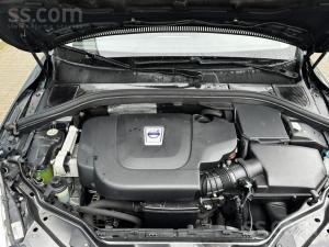 Grey Volvo XC60 2012 in Rezekne, with an engine capacity of 2.00 L and mileage of 257 thousand km for 8900 €, photo 12 on AUTOMOTO.COM.LV
