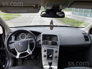 Grey Volvo XC60 2012 in Rezekne, with an engine capacity of 2.00 L and mileage of 257 thousand km for 8900 €, photo 13 on AUTOMOTO.COM.LV