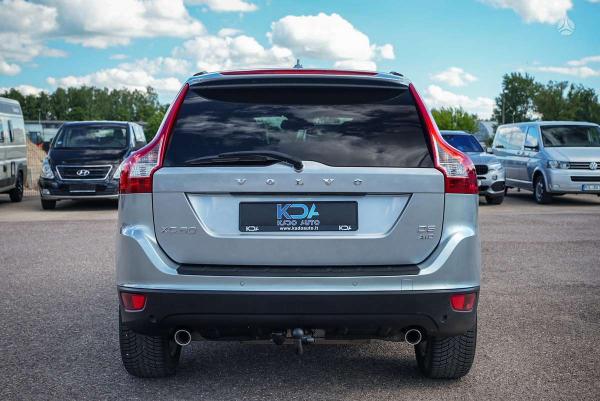 Grey Volvo XC60 2012 in Marijampole, with an engine capacity of 2.40 L and mileage of 190 thousand km for 10950 €, photo 8 on AUTOMOTO.COM.LV