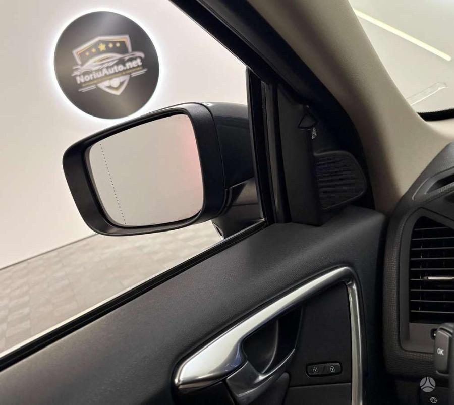 Pelēks Volvo XC60 2012 Marijampole, ar dzinēja tilpumu 2.40 L un nobraukumu 200 tūkst. km par 11750 €, foto 11 vietnē AUTOMOTO.COM.LV