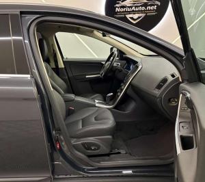Pelēks Volvo XC60 2012 Marijampole, ar dzinēja tilpumu 2.40 L un nobraukumu 200 tūkst. km par 11750 €, foto 19 vietnē AUTOMOTO.COM.LV