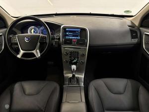 Pelēks Volvo XC60 2012 Marijampole, ar dzinēja tilpumu 2.40 L un nobraukumu 200 tūkst. km par 11750 €, foto 21 vietnē AUTOMOTO.COM.LV