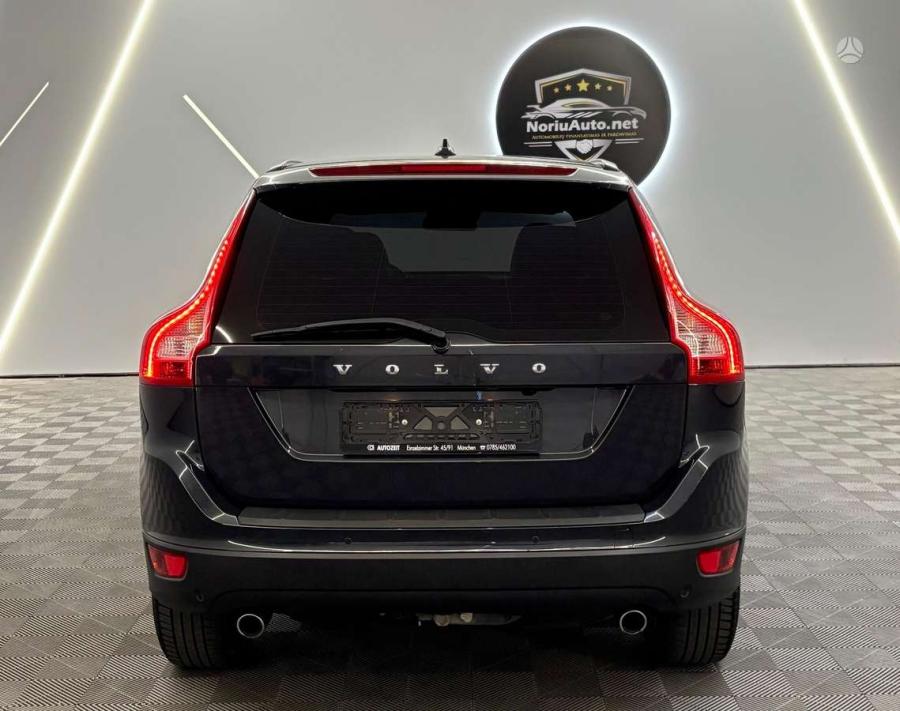 Pelēks Volvo XC60 2012 Marijampole, ar dzinēja tilpumu 2.40 L un nobraukumu 200 tūkst. km par 11750 €, foto 26 vietnē AUTOMOTO.COM.LV