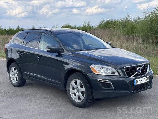 Pelēks Volvo XC60 2012 Rīga, ar dzinēja tilpumu 2.00 L un nobraukumu 300 tūkst. km par 5999 €, foto 2 vietnē AUTOMOTO.COM.LV