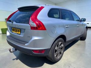 Pelēks Volvo XC60 2012 Jūrmala, ar dzinēja tilpumu 2.00 L un nobraukumu 263 tūkst. km par 10495 €, foto 7 vietnē AUTOMOTO.COM.LV