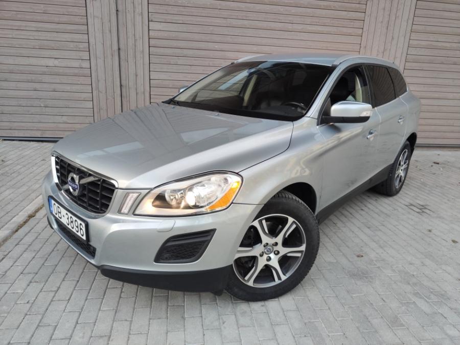 Grey Volvo XC60 2012 in Riga, with an engine capacity of 2.40 L and mileage of 273 thousand km for 9490 €, photo 6 on AUTOMOTO.COM.LV
