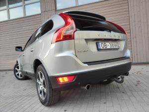 Grey Volvo XC60 2012 in Riga, with an engine capacity of 2.40 L and mileage of 273 thousand km for 9490 €, photo 11 on AUTOMOTO.COM.LV