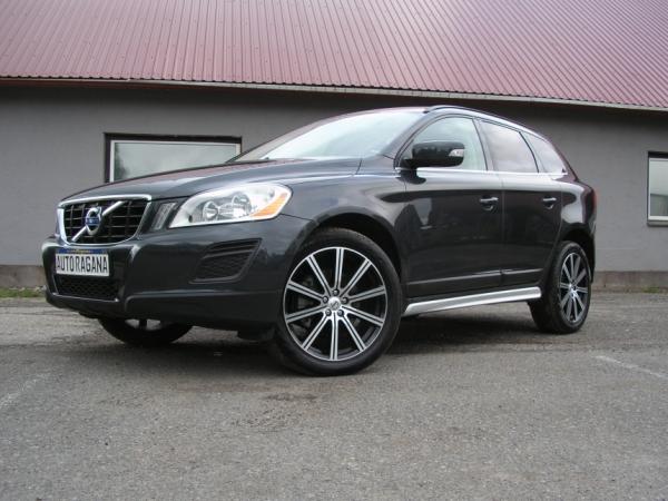 Pelēks Volvo XC60 2012 Rīga, ar dzinēja tilpumu 2.00 L un nobraukumu 216 tūkst. km par 11350 €, foto 1 vietnē AUTOMOTO.COM.LV