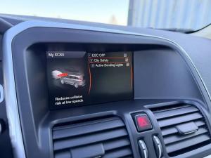 Pelēks Volvo XC60 2012 Rīga, ar dzinēja tilpumu 2.40 L un nobraukumu 230 tūkst. km par 11500 €, foto 19 vietnē AUTOMOTO.COM.LV