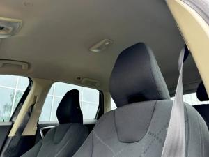 Pelēks Volvo XC60 2012 Rēzekne, ar dzinēja tilpumu 2.00 L un nobraukumu 257 tūkst. km par 8900 €, foto 16 vietnē AUTOMOTO.COM.LV