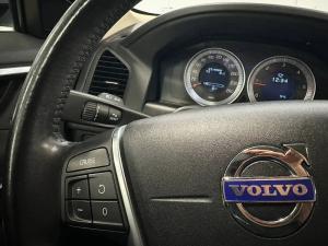 Pelēks Volvo XC60 2012 Jūrmala, ar dzinēja tilpumu 2.00 L un nobraukumu 254 tūkst. km par 9990 €, foto 35 vietnē AUTOMOTO.COM.LV