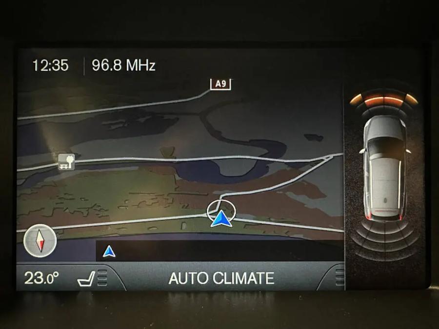 Pelēks Volvo XC60 2012 Jūrmala, ar dzinēja tilpumu 2.00 L un nobraukumu 254 tūkst. km par 9990 €, foto 48 vietnē AUTOMOTO.COM.LV