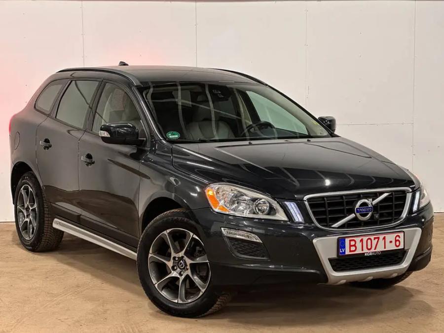 Pelēks Volvo XC60 2012 Jūrmala, ar dzinēja tilpumu 2.00 L un nobraukumu 302 tūkst. km par 10450 €, foto 4 vietnē AUTOMOTO.COM.LV