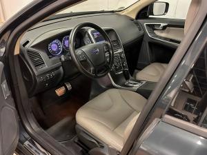 Pelēks Volvo XC60 2012 Jūrmala, ar dzinēja tilpumu 2.00 L un nobraukumu 302 tūkst. km par 10450 €, foto 17 vietnē AUTOMOTO.COM.LV