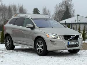 Grey Volvo XC60 2012 in Jelgava, with an engine capacity of 2.40 L and mileage of 276 thousand km for 9250 €, photo  on AUTOMOTO.COM.LV