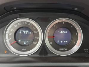 Grey Volvo XC60 2012 in Jelgava, with an engine capacity of 2.40 L and mileage of 276 thousand km for 9250 €, photo 22 on AUTOMOTO.COM.LV