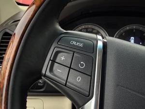 Grey Volvo XC60 2012 in Jelgava, with an engine capacity of 2.40 L and mileage of 276 thousand km for 9250 €, photo 24 on AUTOMOTO.COM.LV