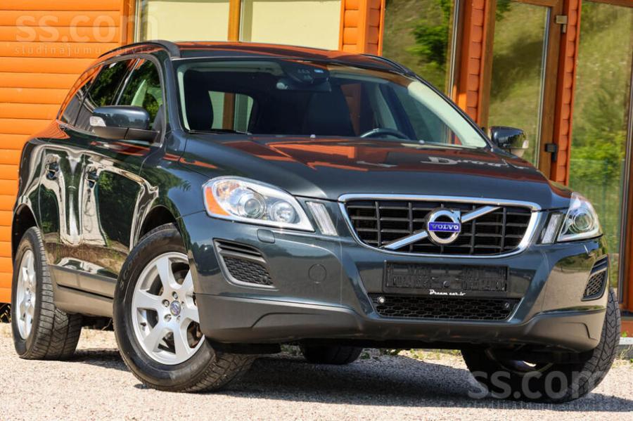 Grey Volvo XC60 2012 in Tukums, with an engine capacity of 2.00 L and mileage of 299 thousand km for 9190 €, photo 1 on AUTOMOTO.COM.LV
