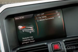 Grey Volvo XC60 2012 in Tukums, with an engine capacity of 2.00 L and mileage of 299 thousand km for 9190 €, photo 15 on AUTOMOTO.COM.LV