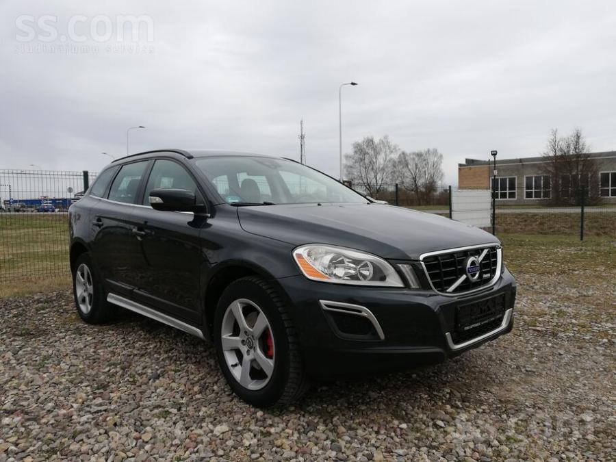 Pelēks Volvo XC60 2012 Saldus, ar dzinēja tilpumu 2.00 L un nobraukumu 352 tūkst. km par 8700 €, foto 4 vietnē AUTOMOTO.COM.LV
