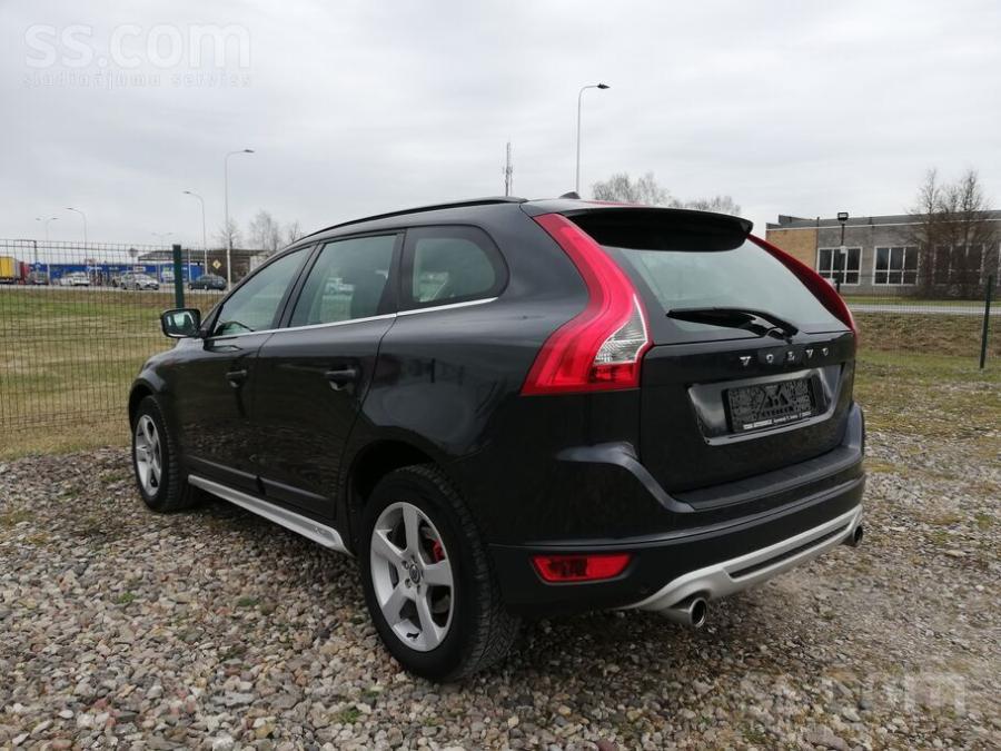 Pelēks Volvo XC60 2012 Saldus, ar dzinēja tilpumu 2.00 L un nobraukumu 352 tūkst. km par 8700 €, foto 5 vietnē AUTOMOTO.COM.LV