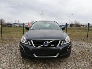 Pelēks Volvo XC60 2012 Saldus, ar dzinēja tilpumu 2.00 L un nobraukumu 352 tūkst. km par 8700 €, foto 6 vietnē AUTOMOTO.COM.LV
