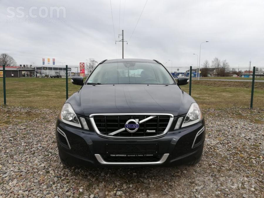 Pelēks Volvo XC60 2012 Saldus, ar dzinēja tilpumu 2.00 L un nobraukumu 352 tūkst. km par 8700 €, foto 6 vietnē AUTOMOTO.COM.LV