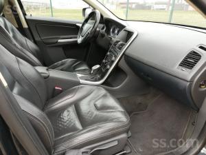 Pelēks Volvo XC60 2012 Saldus, ar dzinēja tilpumu 2.00 L un nobraukumu 352 tūkst. km par 8700 €, foto 10 vietnē AUTOMOTO.COM.LV