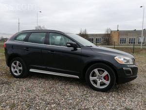Pelēks Volvo XC60 2012 Saldus, ar dzinēja tilpumu 2.00 L un nobraukumu 352 tūkst. km par 8700 €, foto 18 vietnē AUTOMOTO.COM.LV