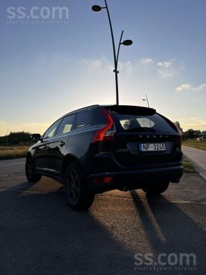 Pelēks Volvo XC60 2012 Rīga, ar dzinēja tilpumu 2.40 L un nobraukumu 234 tūkst. km par 6100 €, foto 6 vietnē AUTOMOTO.COM.LV