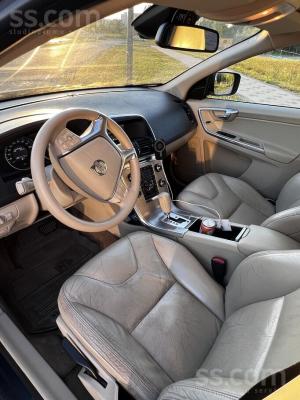 Pelēks Volvo XC60 2012 Rīga, ar dzinēja tilpumu 2.40 L un nobraukumu 234 tūkst. km par 6100 €, foto 11 vietnē AUTOMOTO.COM.LV