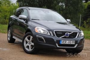 Pelēks Volvo XC60 2012 Rīga, ar dzinēja tilpumu 2.40 L un nobraukumu 275 tūkst. km par 10390 €, foto 5 vietnē AUTOMOTO.COM.LV