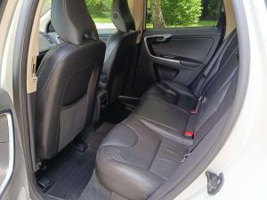 Pelēks Volvo XC60 2012 Šauļi, ar dzinēja tilpumu 1.98 L un nobraukumu 279 tūkst. km par 8950 €, foto 15 vietnē AUTOMOTO.COM.LV